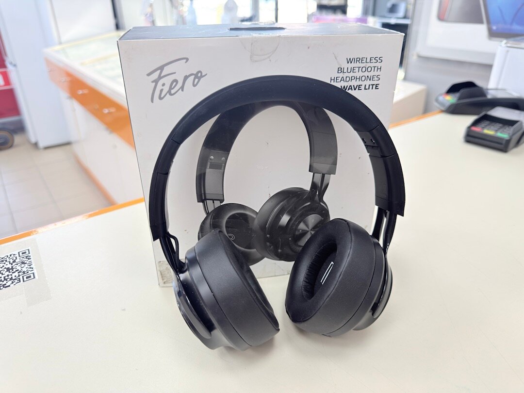 Беспроводные наушники Fiero Wave Lite черный (б/у)