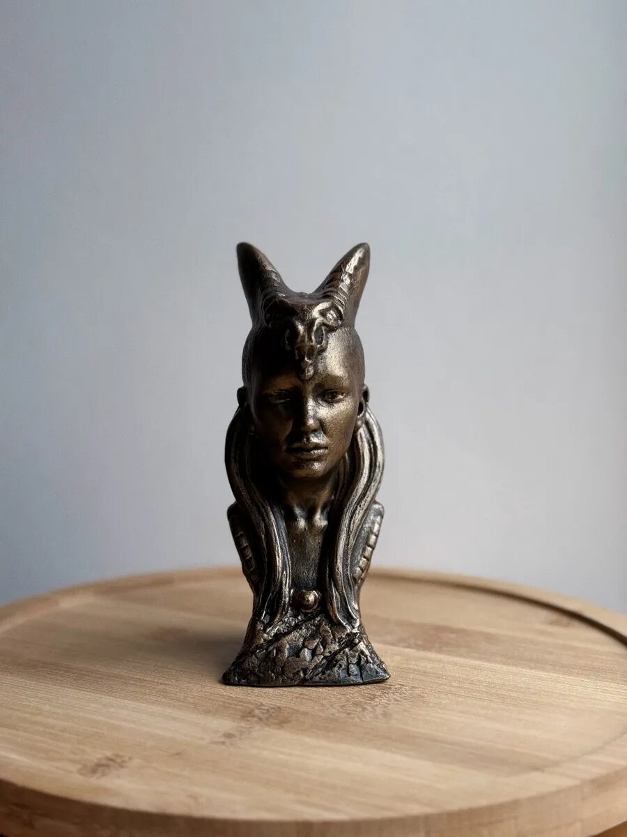 Статуэтка Шаман, 14 см, из гипса, ручная работа, в цвете, бюст — фото 1