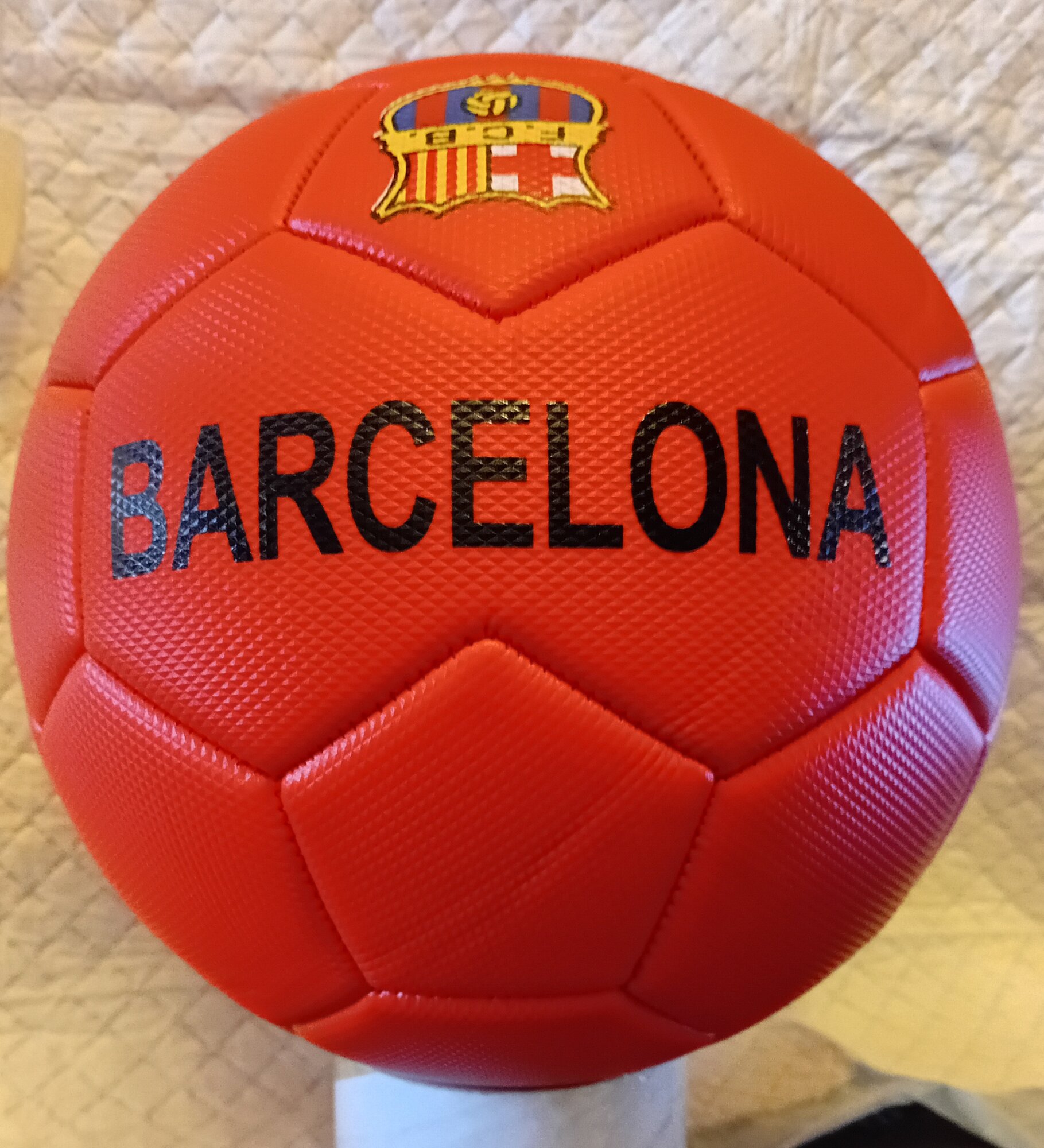 Футбольный мяч барселона с фото, 5 размер. ( игла в подарок )