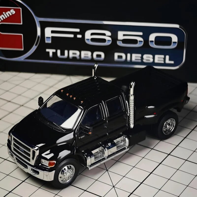 Модель автомобиля MASSDI F650 Super Duty 1:64