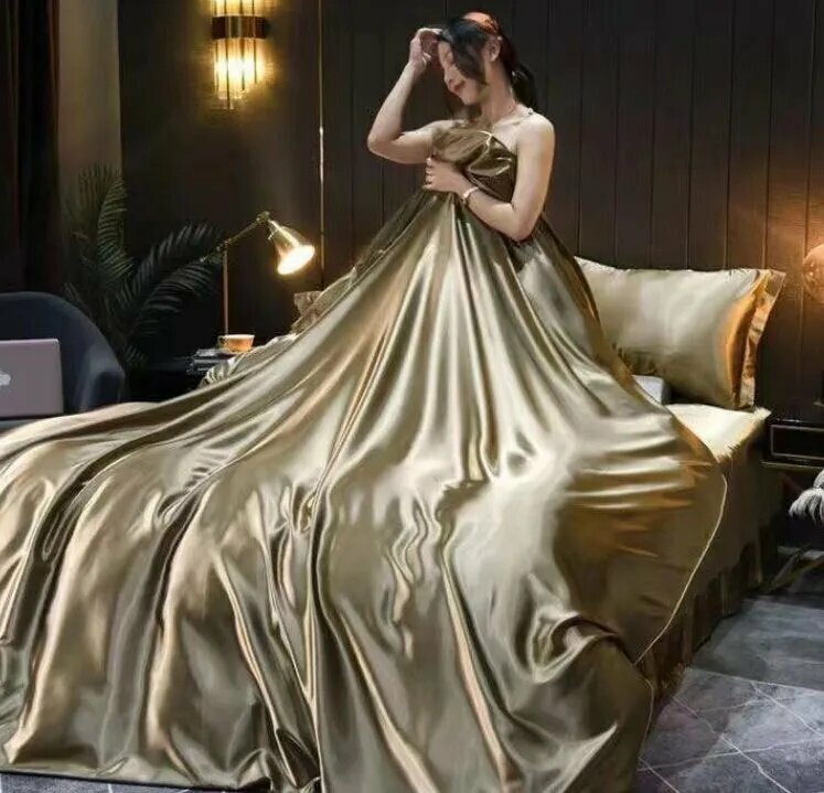 Однотонная шёлковая простыня из натурального тутового шёлка, ощущение шёлковой гладкости, цвет шампанского золота, 230×250 см