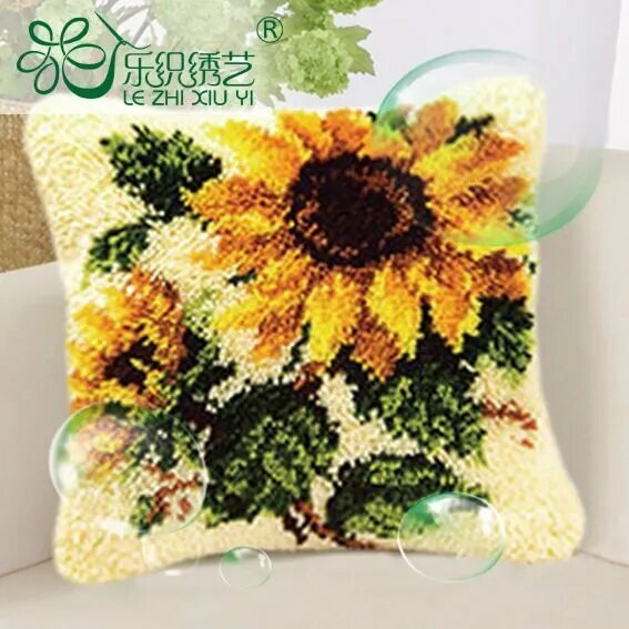 Ковровая вышивка набор для вышивания подушки /Красивые цветы/размером 43х43 см