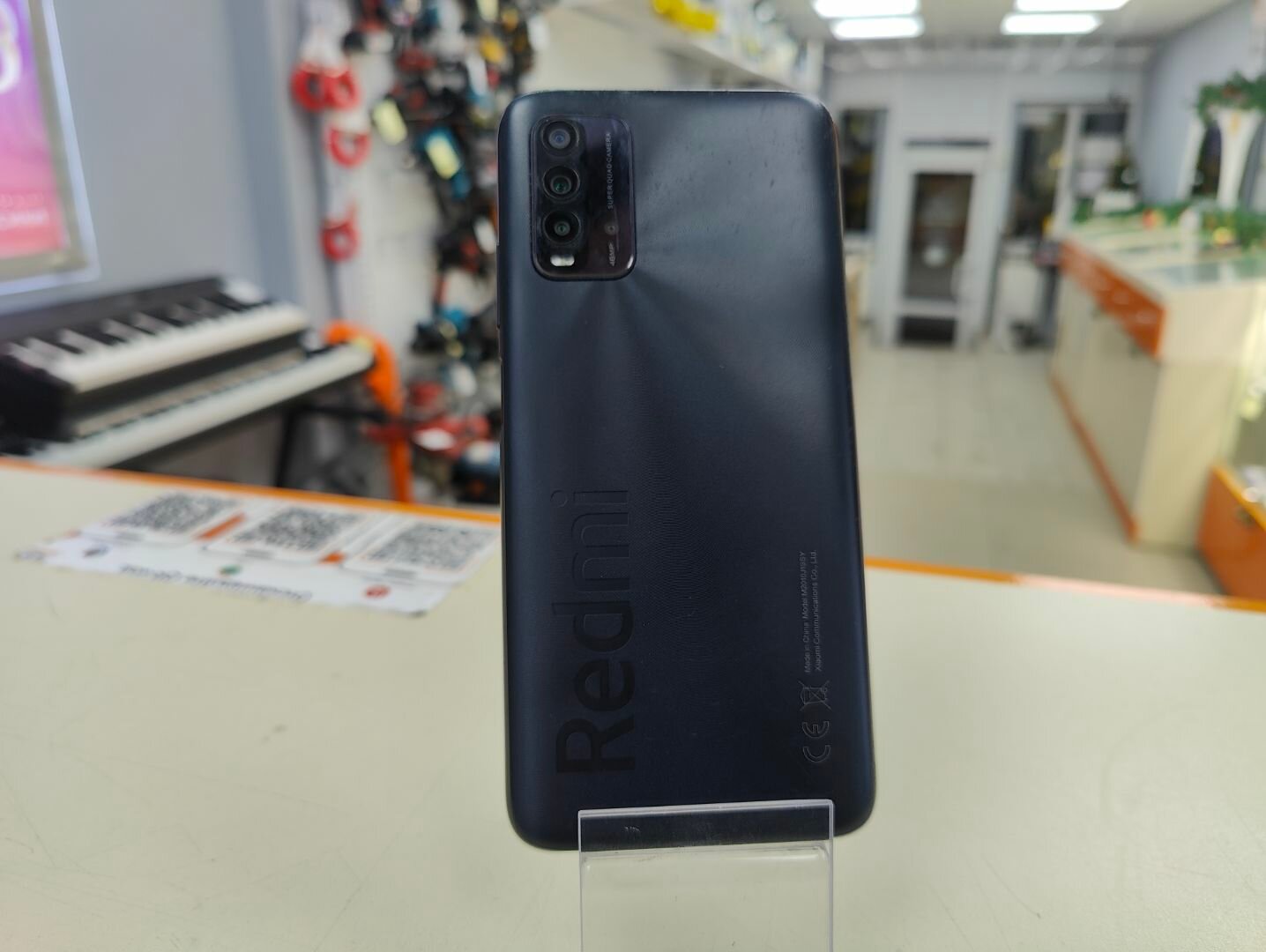 Смартфон Xiaomi Redmi 9T 4/128 ГБ RU, Dual nano SIM, серый карбон, Б/У, Уценка
