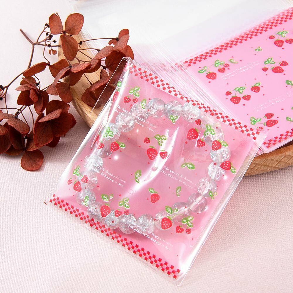Самоуплотняющийся пакет с розовой клубникой 7*7см-50 шт