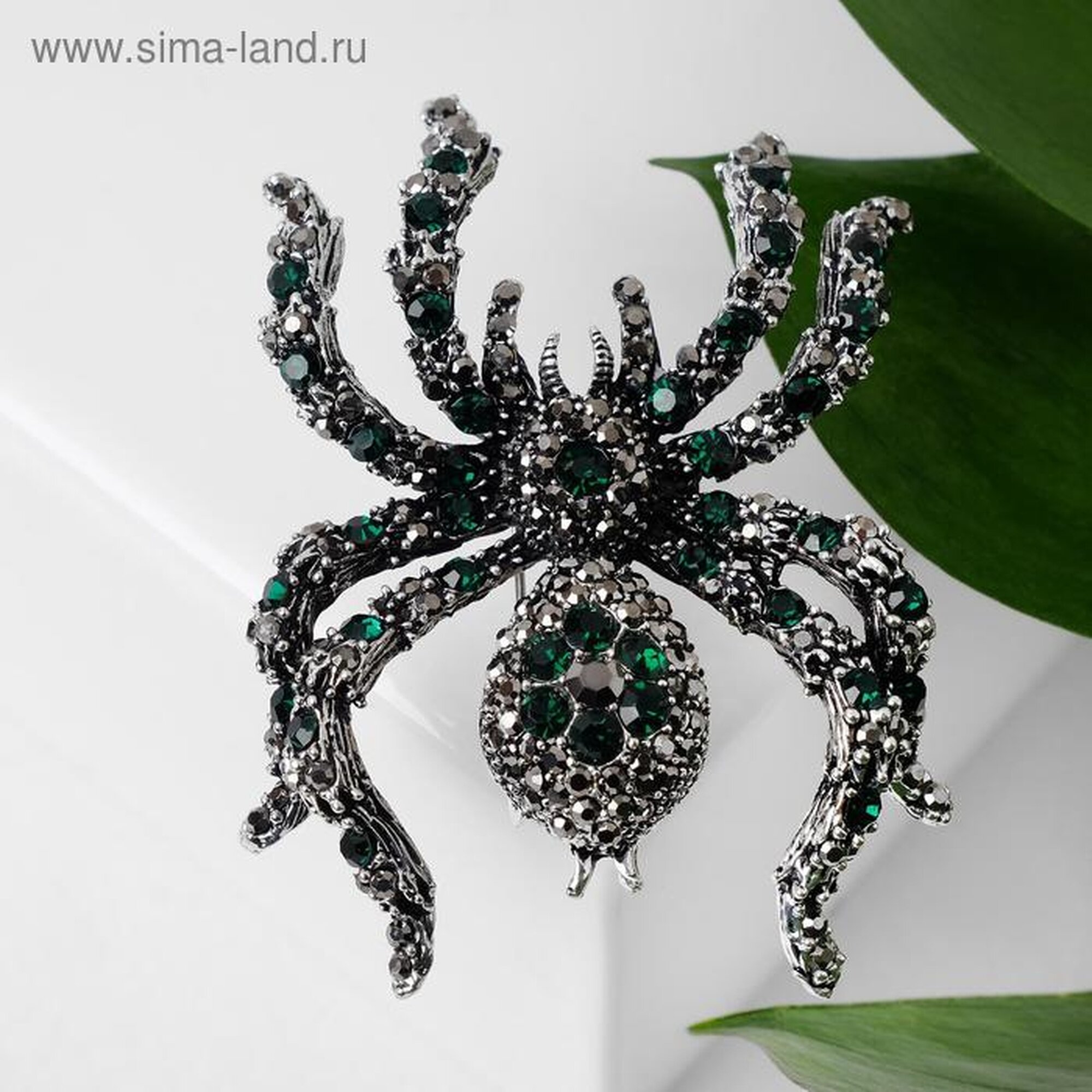 Брошь, стразы