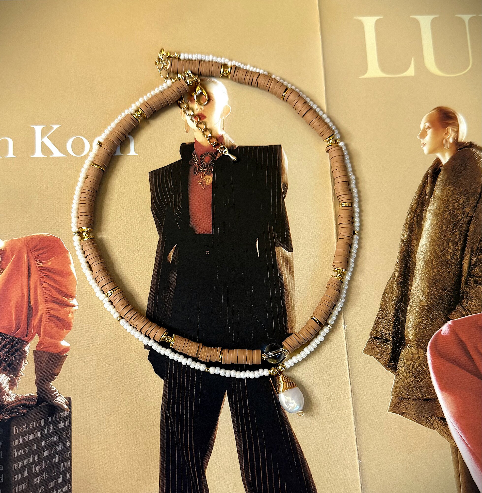 Колье, жемчуг имитация, горный хрусталь, каучук