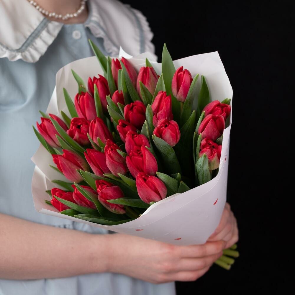Букет DIVAFLORA "Тюльпаны", живые цветы, высота 50 см, 25 шт, красные