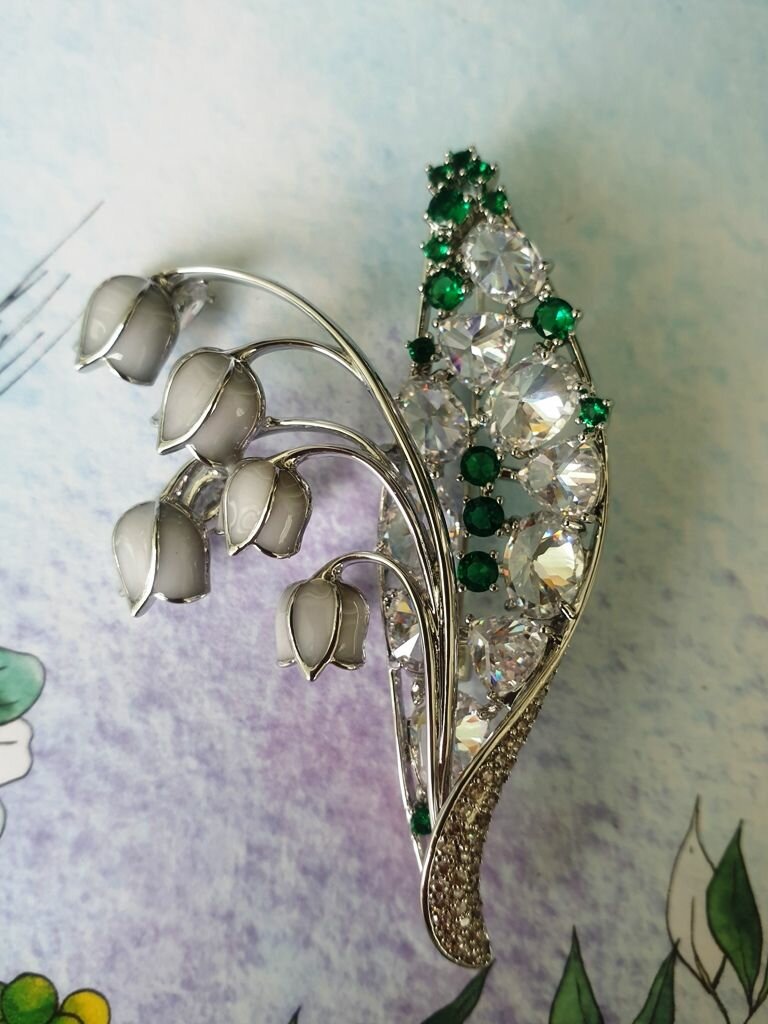 Брошь, фианит