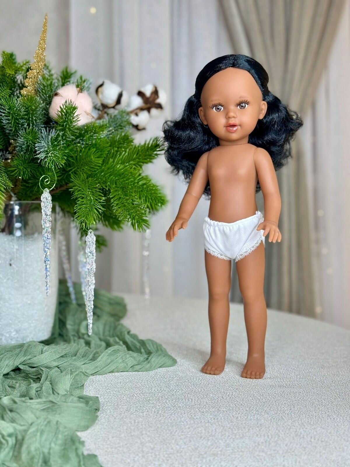 Кукла Marina and Pau 40cм Fleur без одежды