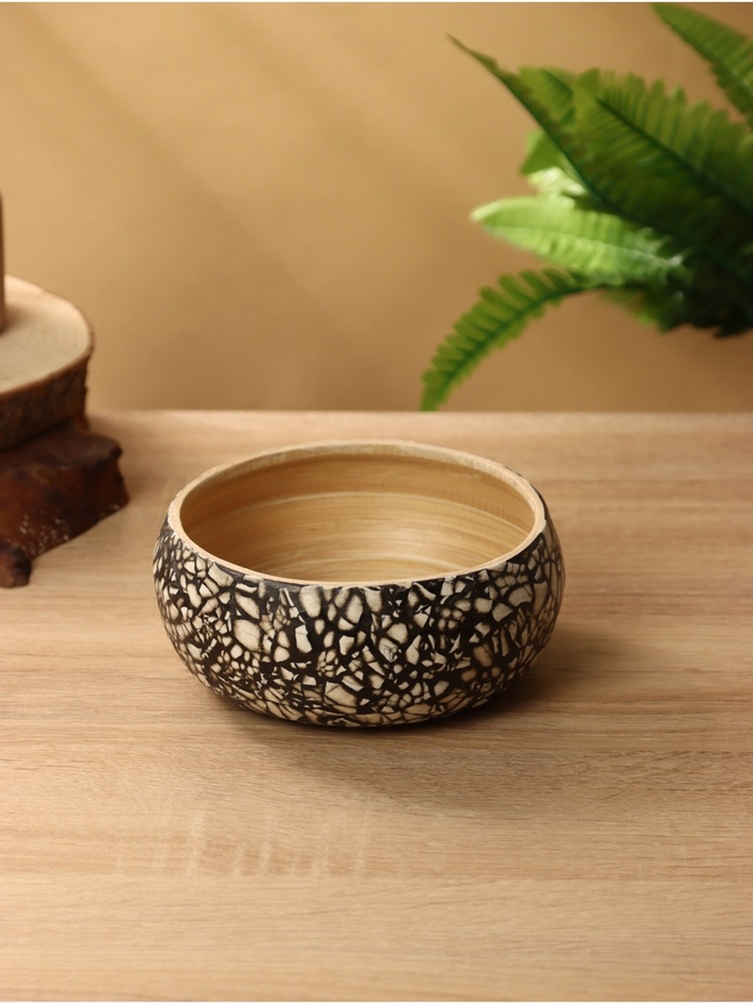 Ваза настольная с узором, 15×15×6 см, бамбуковая , цвет черный/бежевый