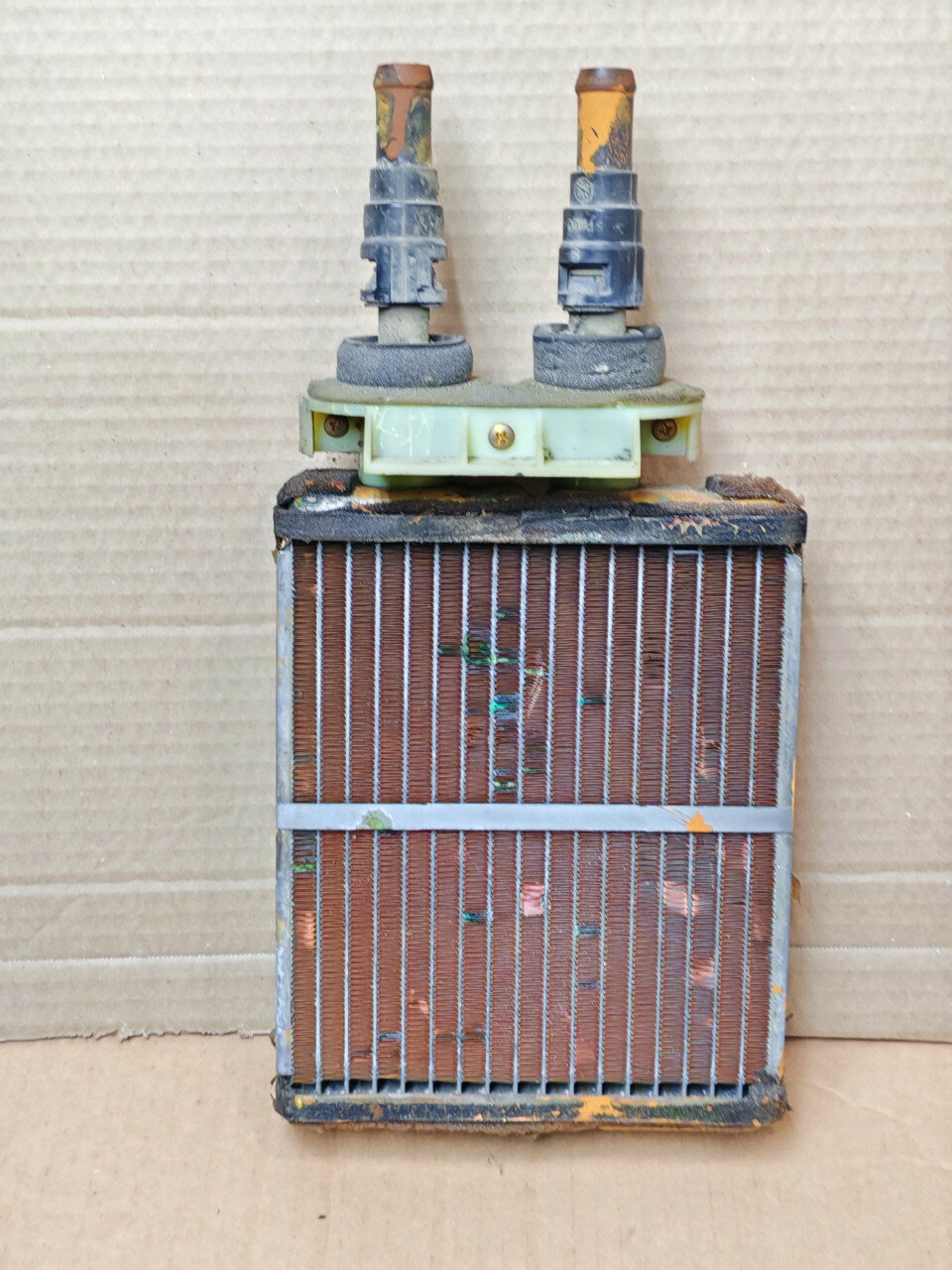 Радиатор отопителя Mazda 626 GE 1,8