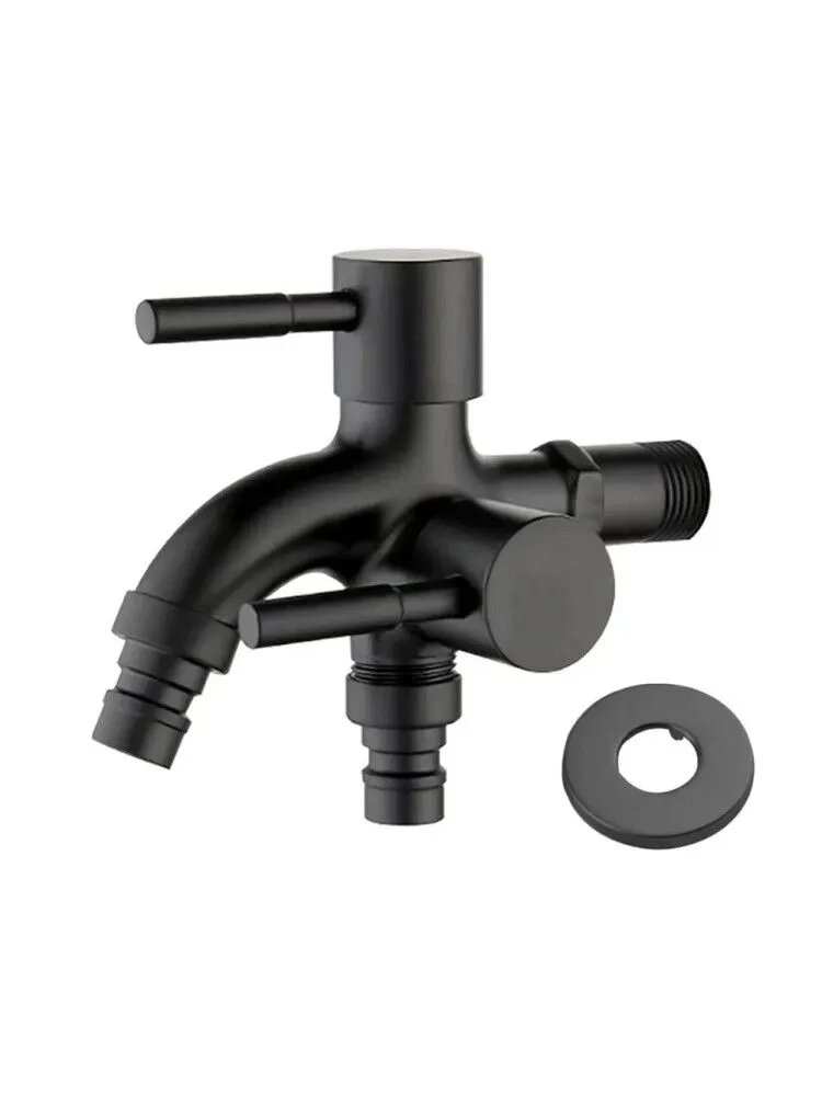 Один из двух кранов снаружи