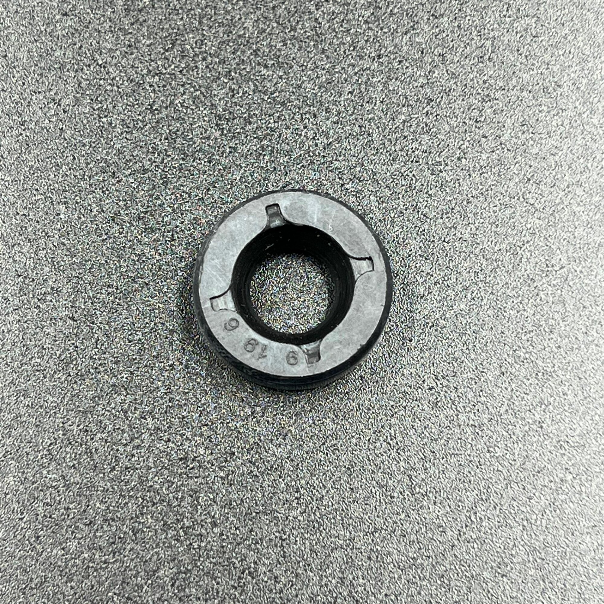 Сальник Mercury 9x19x6.5 (26-8164641; 26-8M0204708) (PREMARINE)