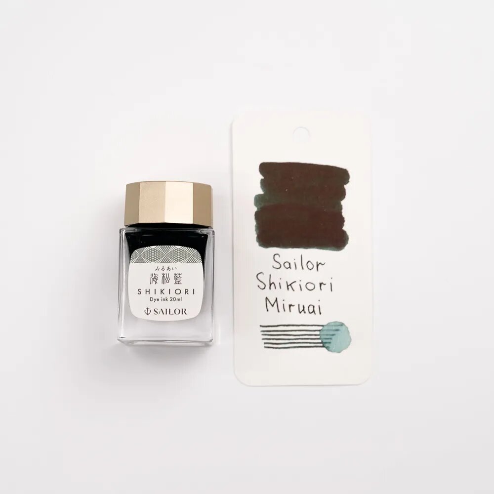 Чернила Sailor Shikiori Miruai 20 мл. Насыщенный изумрудно-черный с голубым оттенком. Японское качество