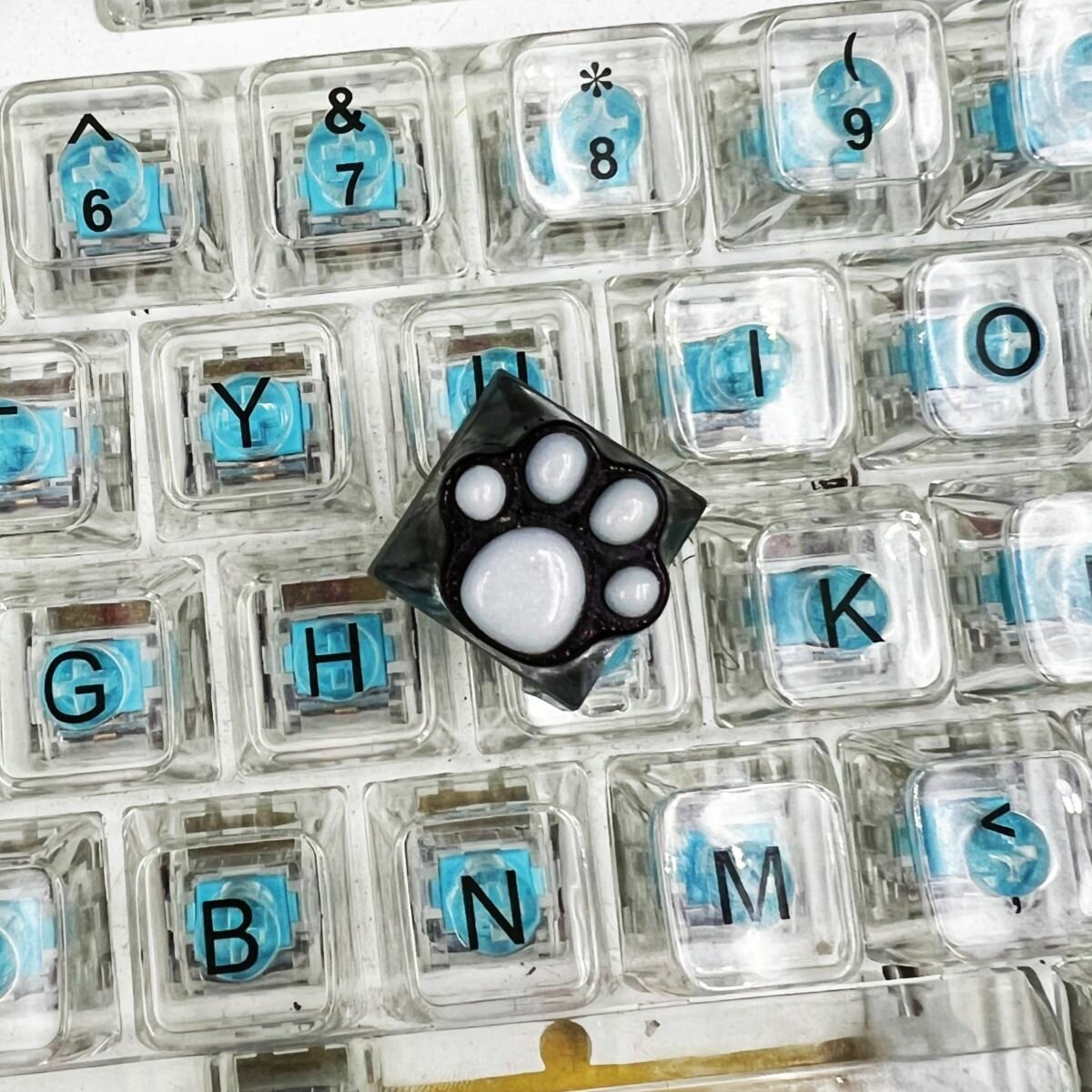 Кейкап Кошачья Лапка для клавиатуры 1шт, Черный/Белый