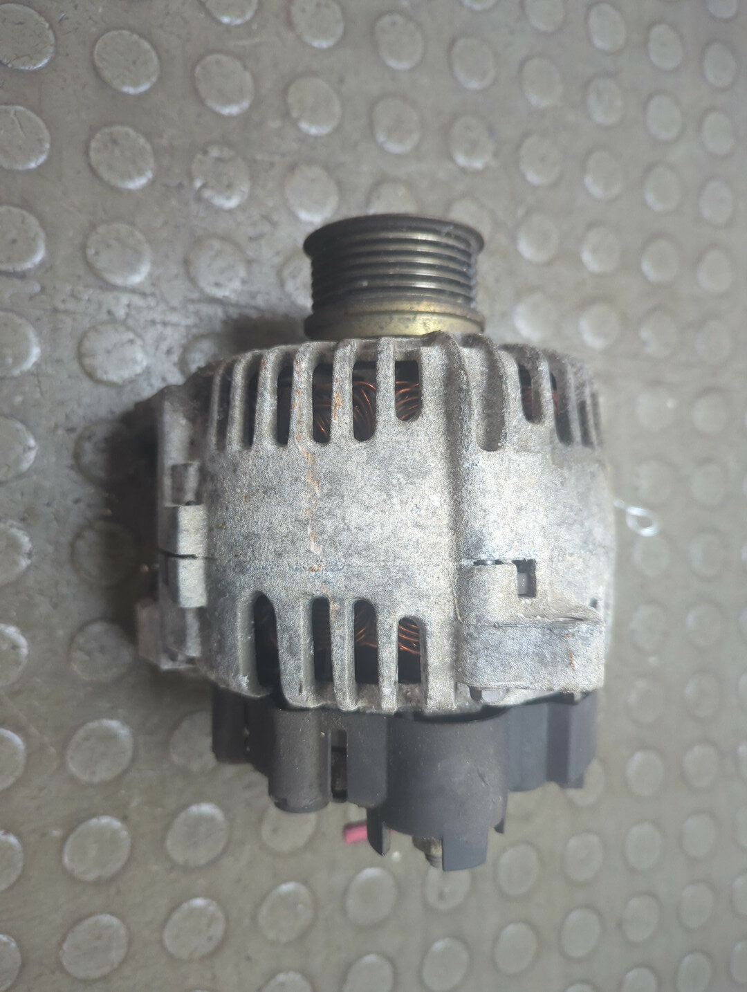 Генератор Renault Scenic Б/У