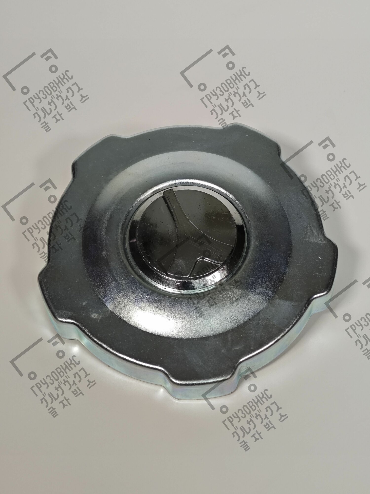 CY87161D Крышка топливного бака для Isuzu Giga , d 92 мм, Zevs