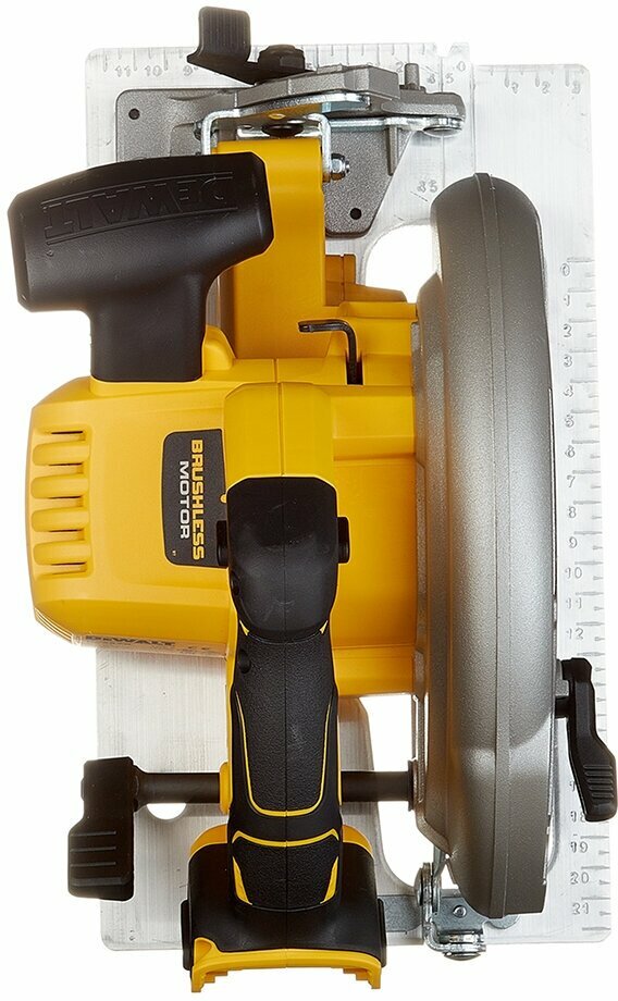 Дисковая пила DeWalt DCS570N — фото 1