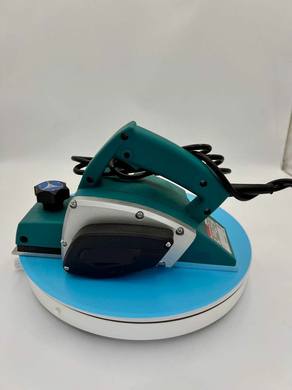 Электрорубанок N1900B сетевой 50-60Hz 16000/min 680W