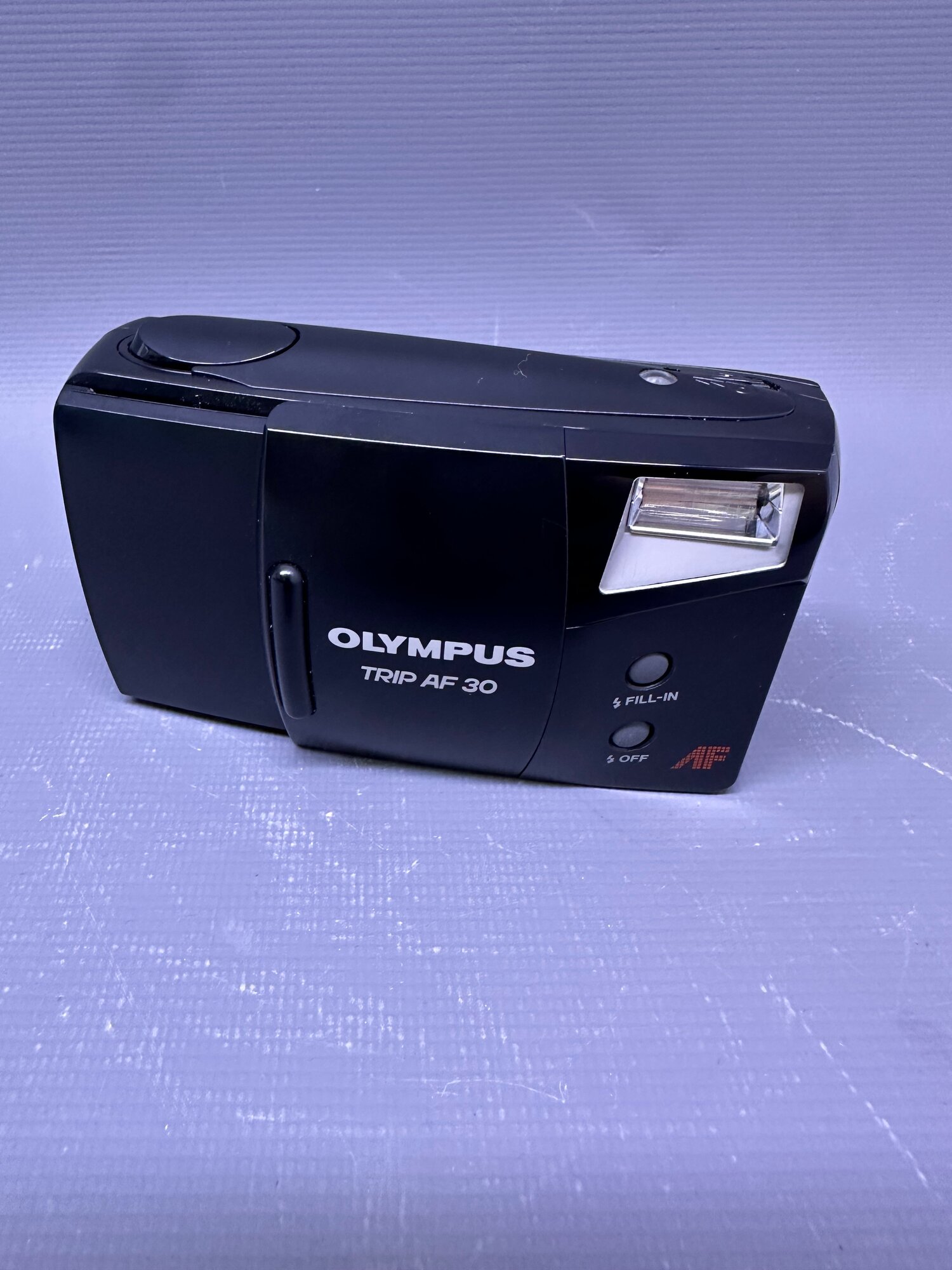 Фотокамера Olympus "Trip AF 30", компактная, AA-совместимый тип аккумуляторов, черная
