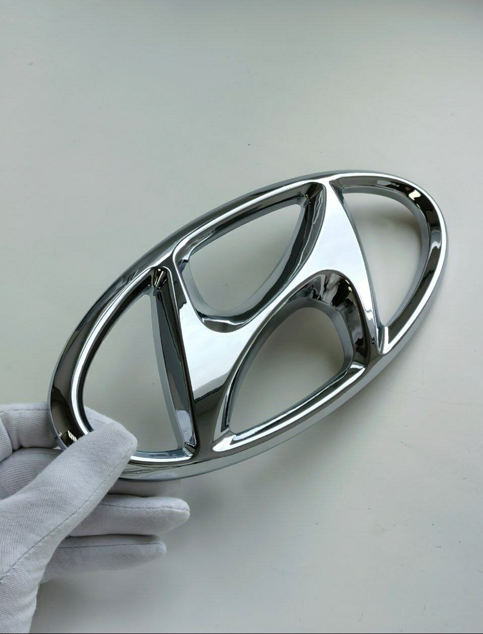 Эмблема Hyundai 210*105 мм шильдик логотип Hyundai, Хендай значок