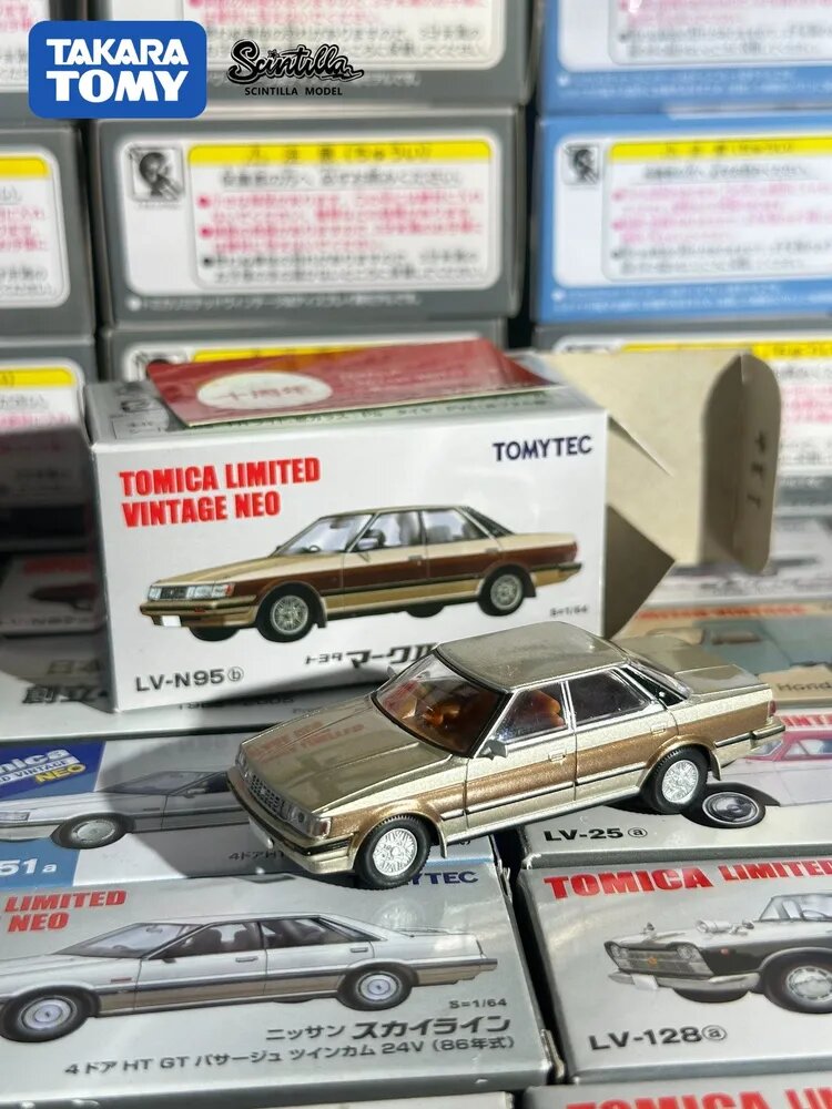 Машинка Tomytec 1/64 Tomica Limited Vintage Tomytec TLV LV-N95b Alloy Car Model Collection Gift