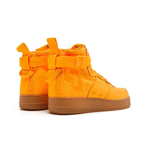 Кроссовки NIKE Air Force 1, размер EU 44 стопа (28CM), Желтый — фото 1