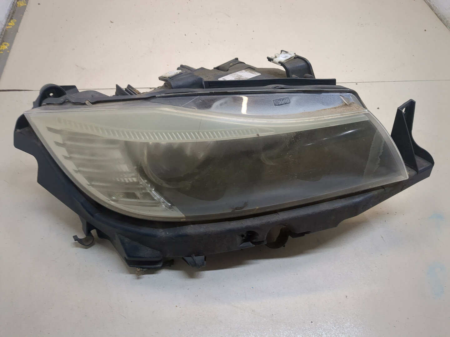 Фара (передняя) правая BMW 3 E90, E91, E92, E93 Б/У