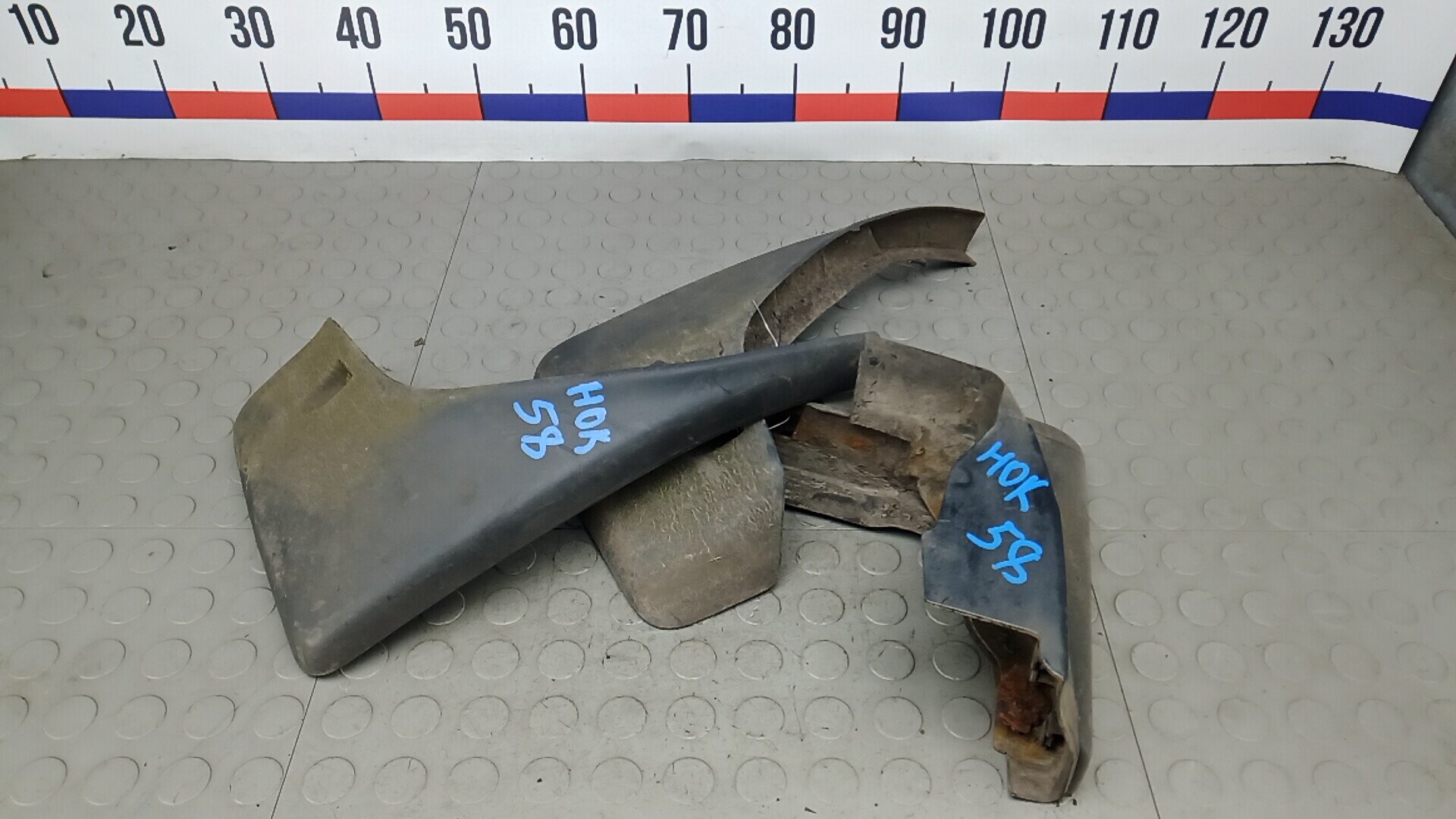 Брызговик LAND ROVER FREELANDER 2, Номер LR003324, LR003322