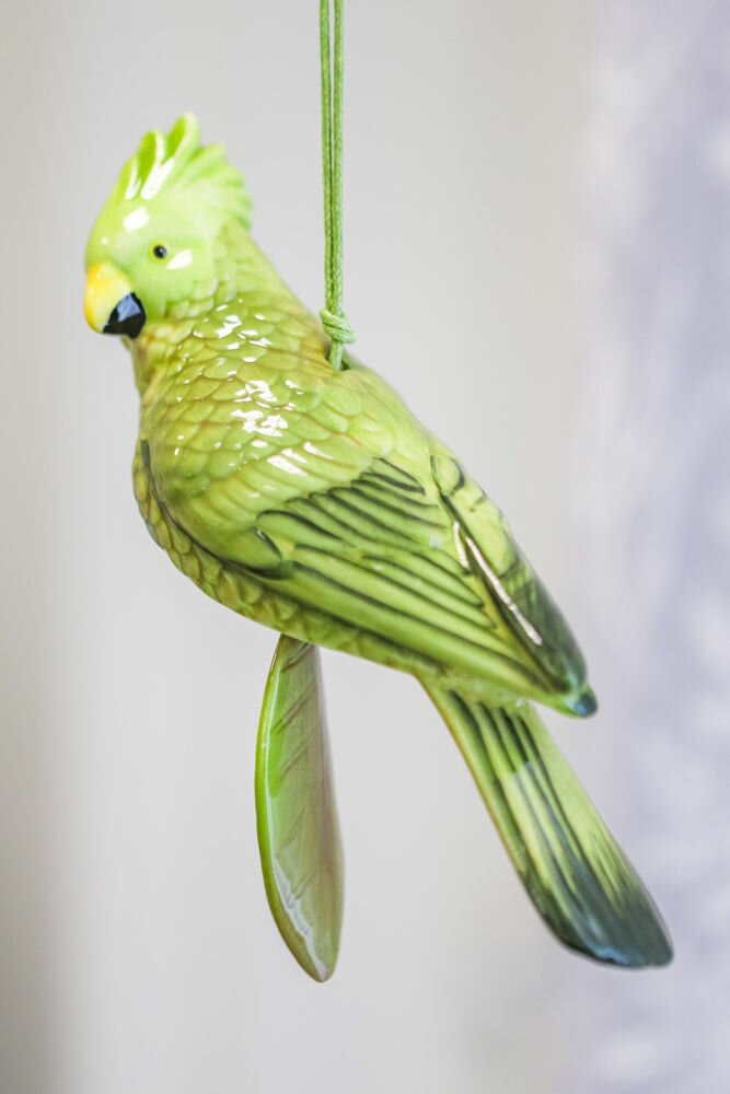 Подвесное украшение-колокольчик попугай корелла оливковый, керамика, 20 см, EDG 016266-95-3