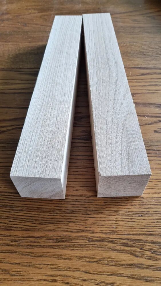 Бруски деревянные из массива дуба 2шт. (300*45*45мм)