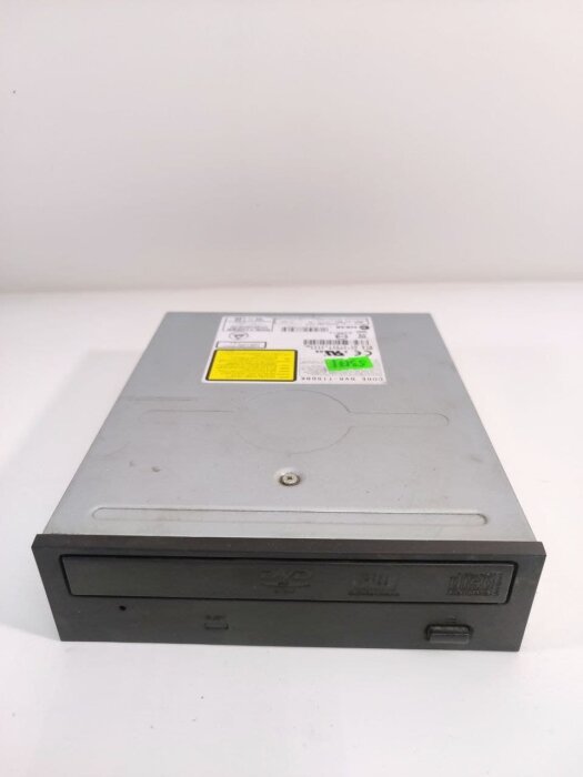 Пишущий привод DVD-RW привод Pioneer DVR-110DBK IDE черный