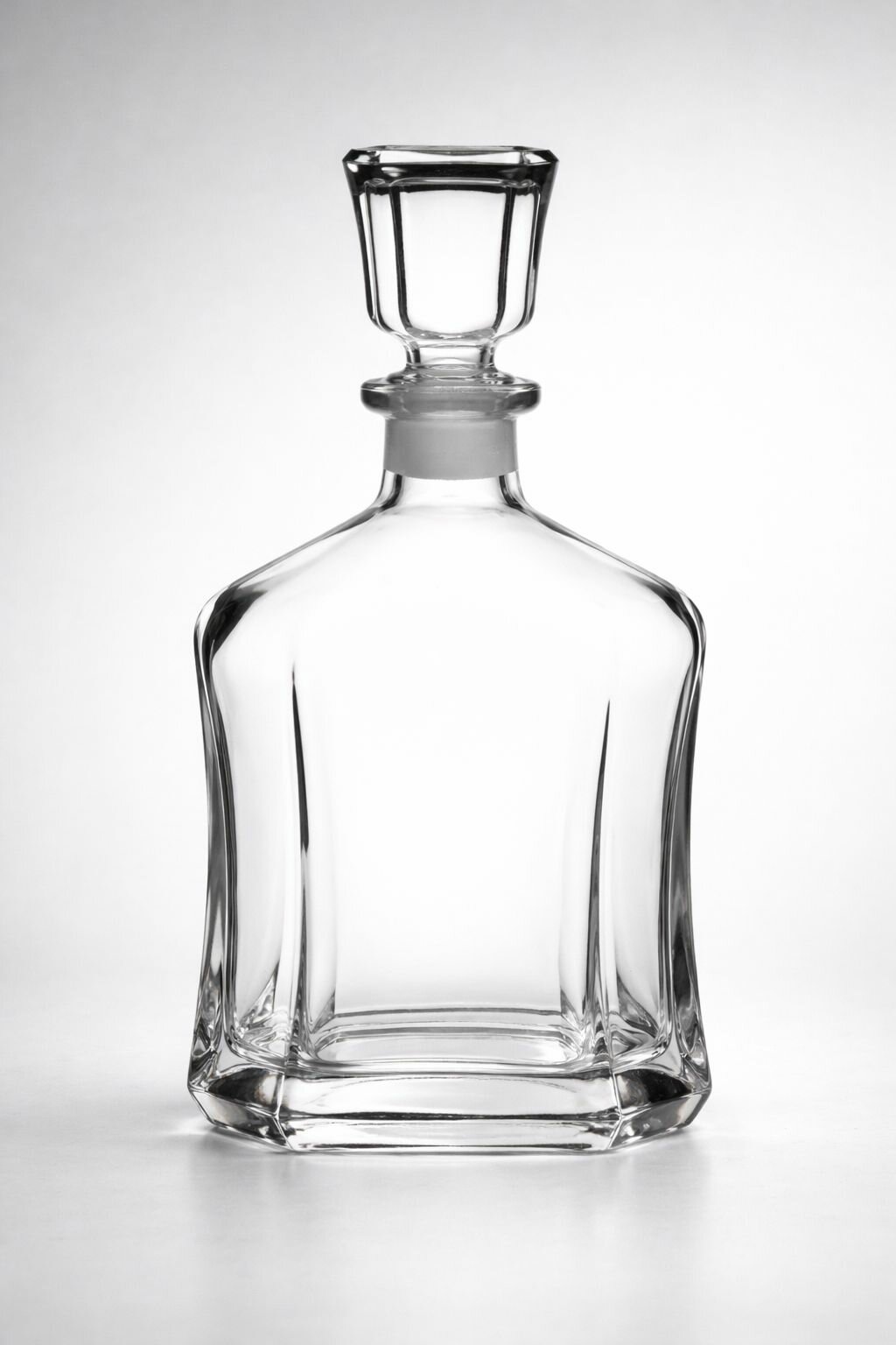 Графин Bormioli Rocco Capitol, 700 мл, с пробкой