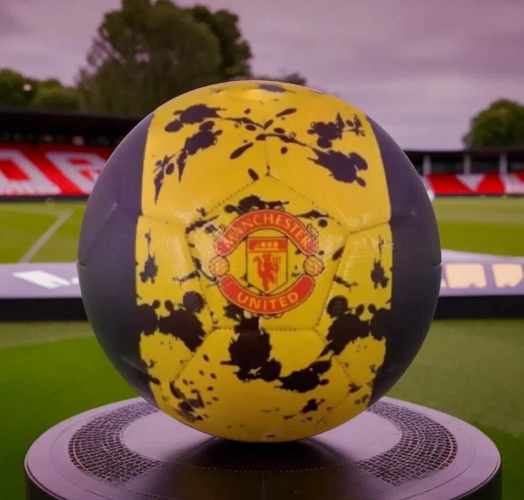 Футбольный мяч Manchester United, полиуретановая покрышка, 32 панель, 5-й размер, желтый