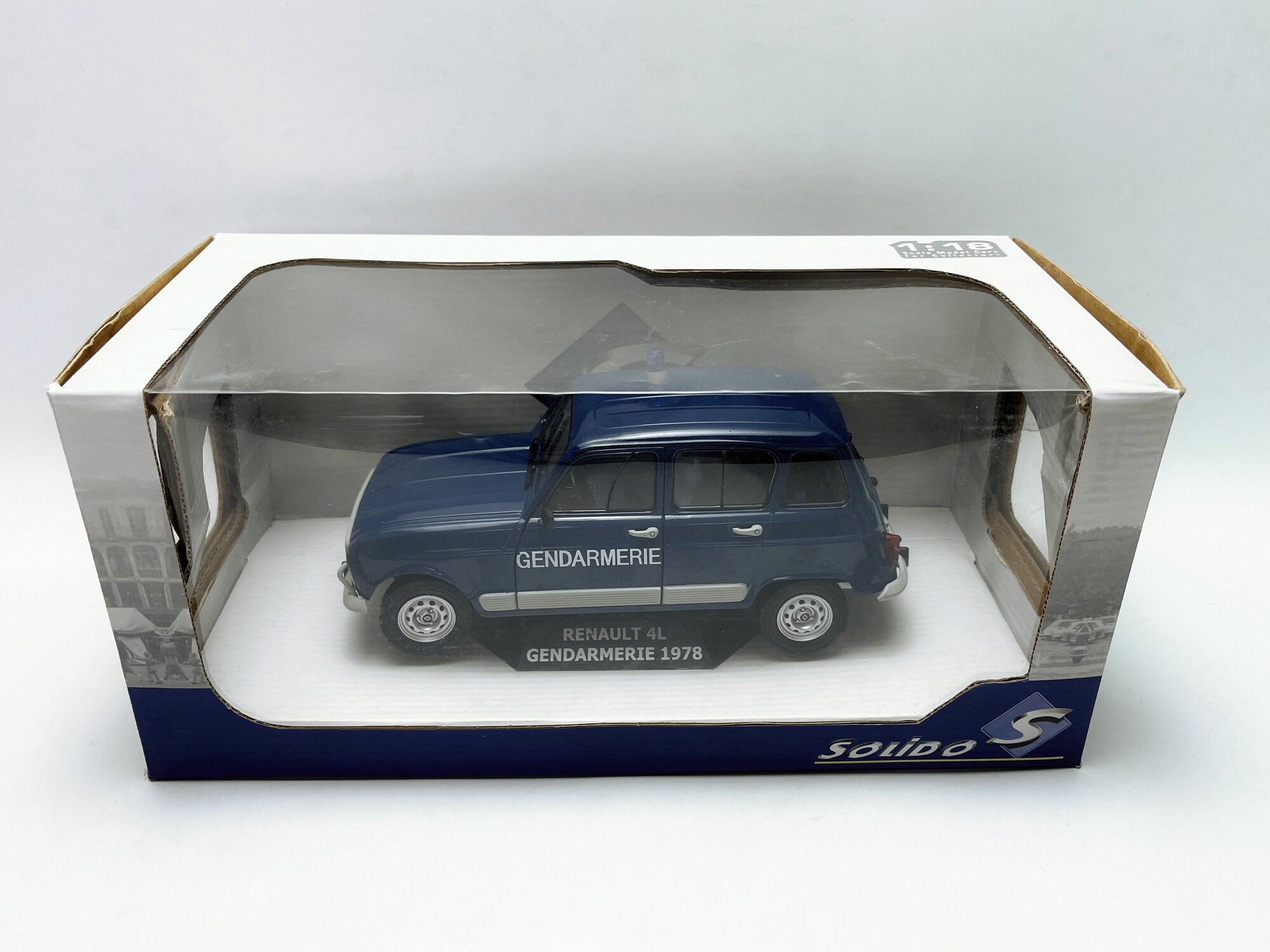 SOLIDO Машина полиции Renault 4 GTL из сплава в масштабе 1:18