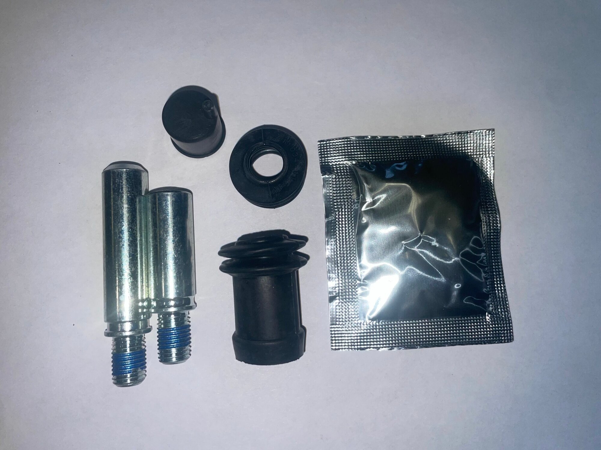 Направляющие суппорта переднего Faw X40 [1.6 16V 5MT внедорожник] FC013501051