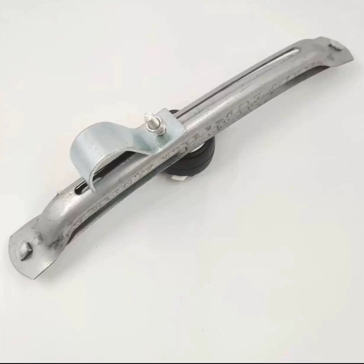 Удлиненный зажим для крепления брызговиков грузовых прицепов, совместимый с тракторами Steyr и FAW, длина 25 см,