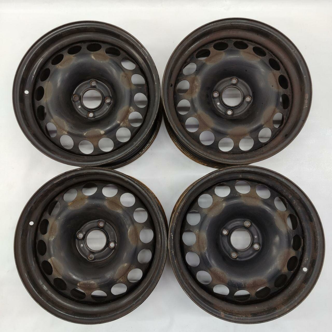 Колесные диски Штампованные 17x7.5 PCD 4x108 D65.1 ET29 (Реплика)