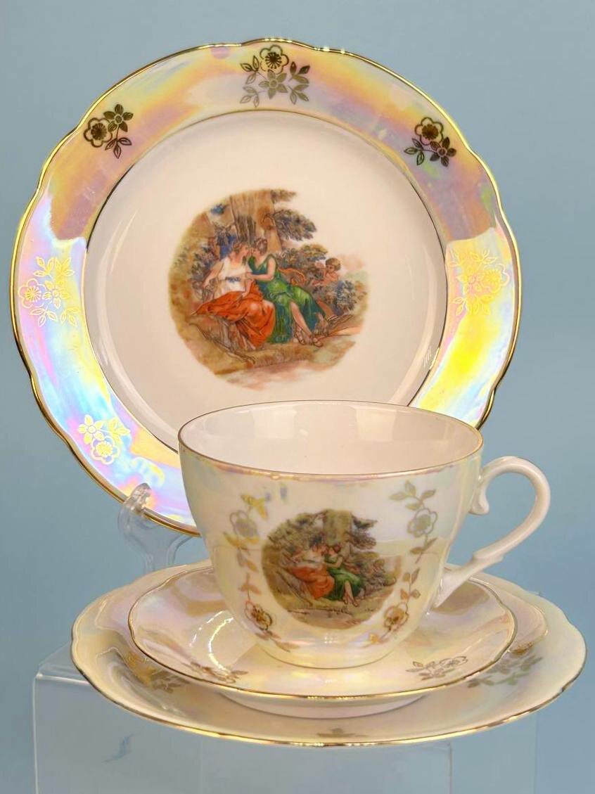 Чайная четверка из сервиза "Мадонна" винтаж