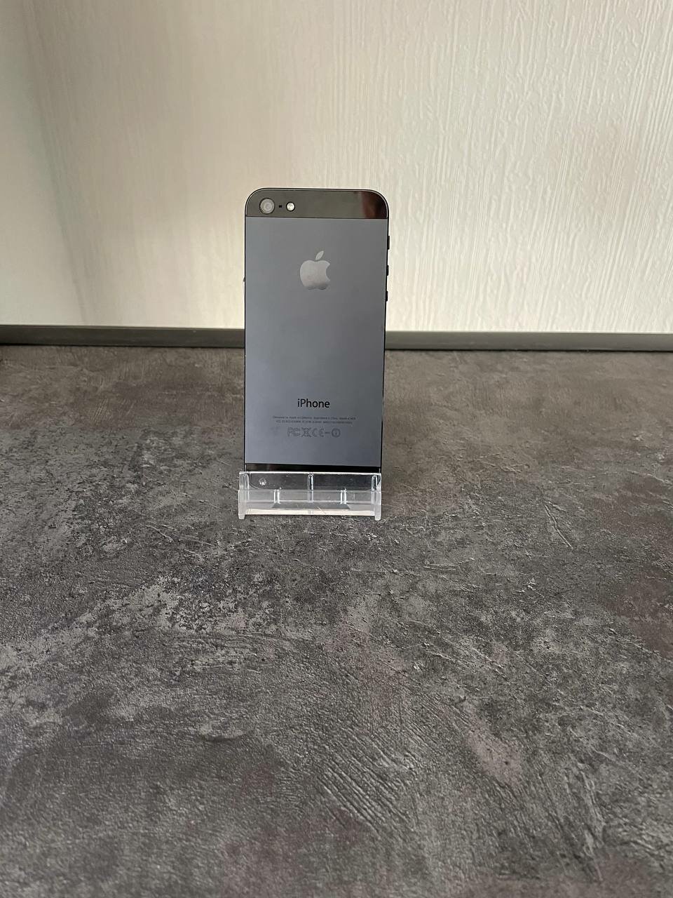 4" Смартфон Apple iPhone 5, 16 ГБ, nano SIM, чёрный