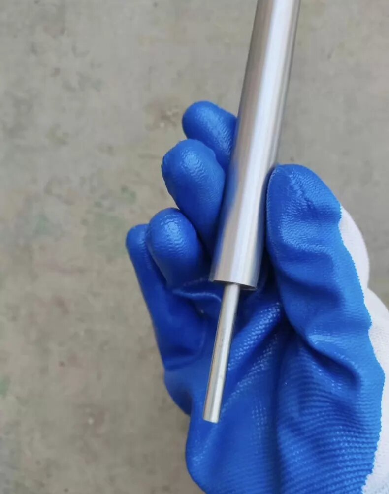 16x7.62mm Бесшовная стальная труба из черного сплава 100mm