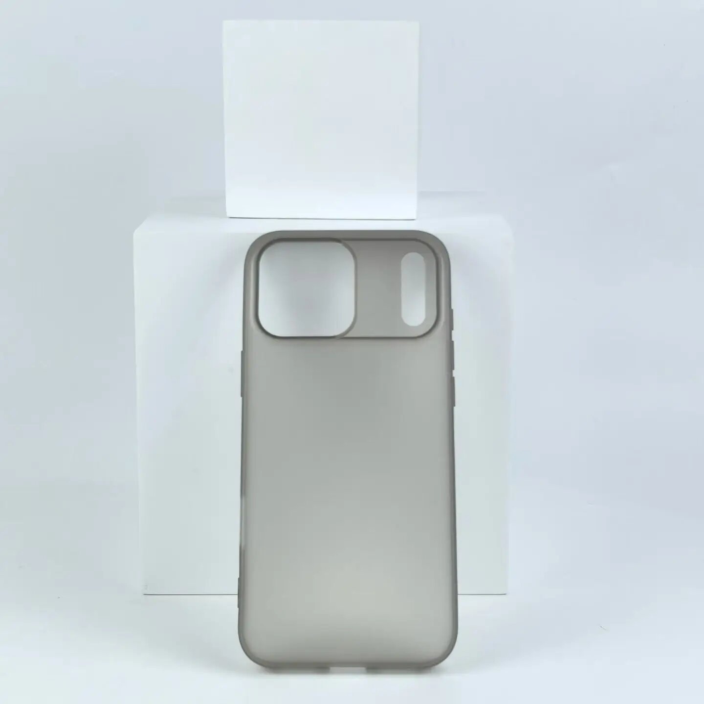 Ультратонкий матовый чехол iPhone 14 black