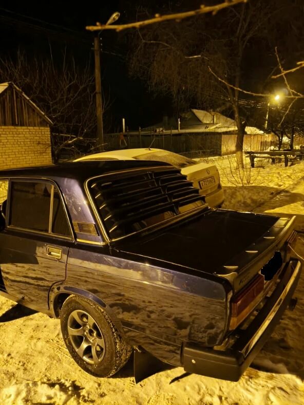 Спойлер (Дефлектор) на заднюю крышку багажника Cпорт ВАЗ 2105, 2107 LADA (Sport Ребра)