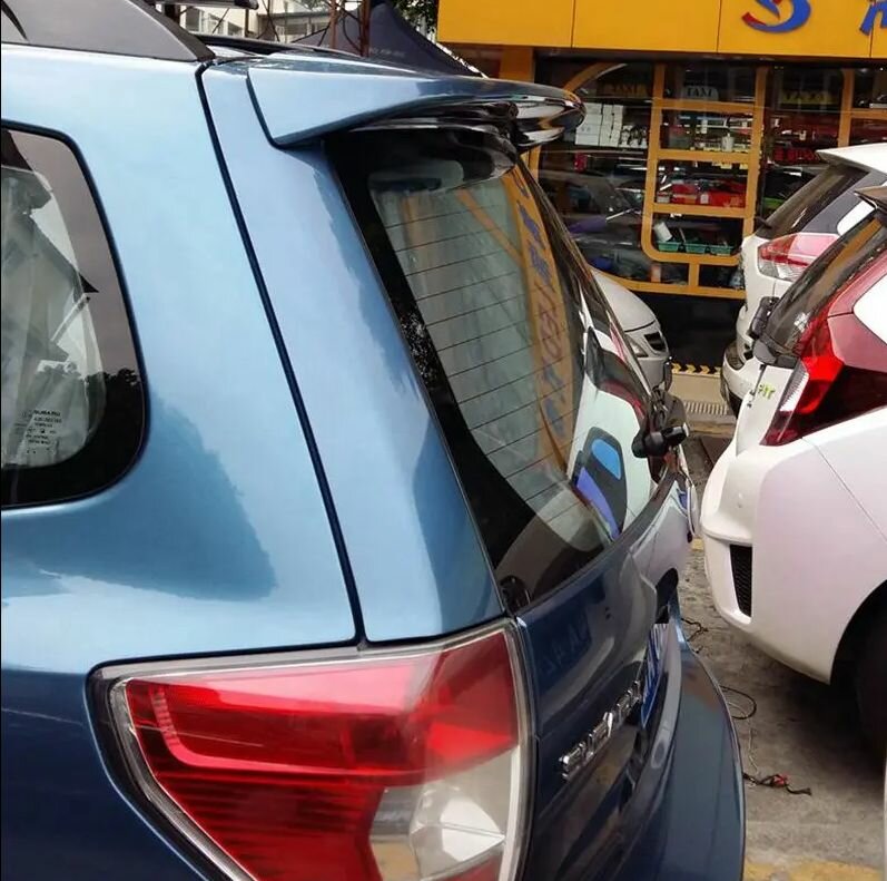 Спойлер Subaru Forester 2004-2008 (без окраса)