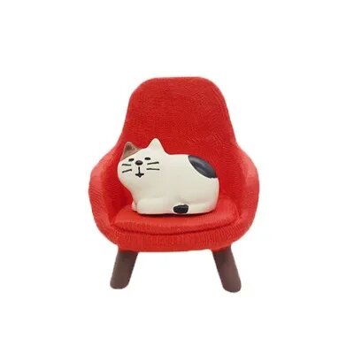 Миниатюрная статуэтка кота в красном кресле Zakka Japan