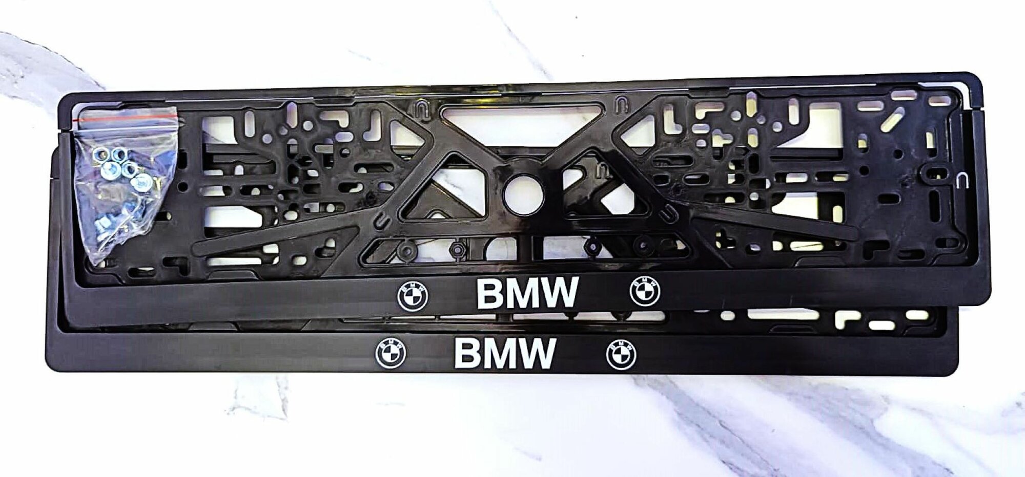 Рамки номерного знака BMW, БМВ, краска, пластиковые, комплект 2 рамки + крепеж