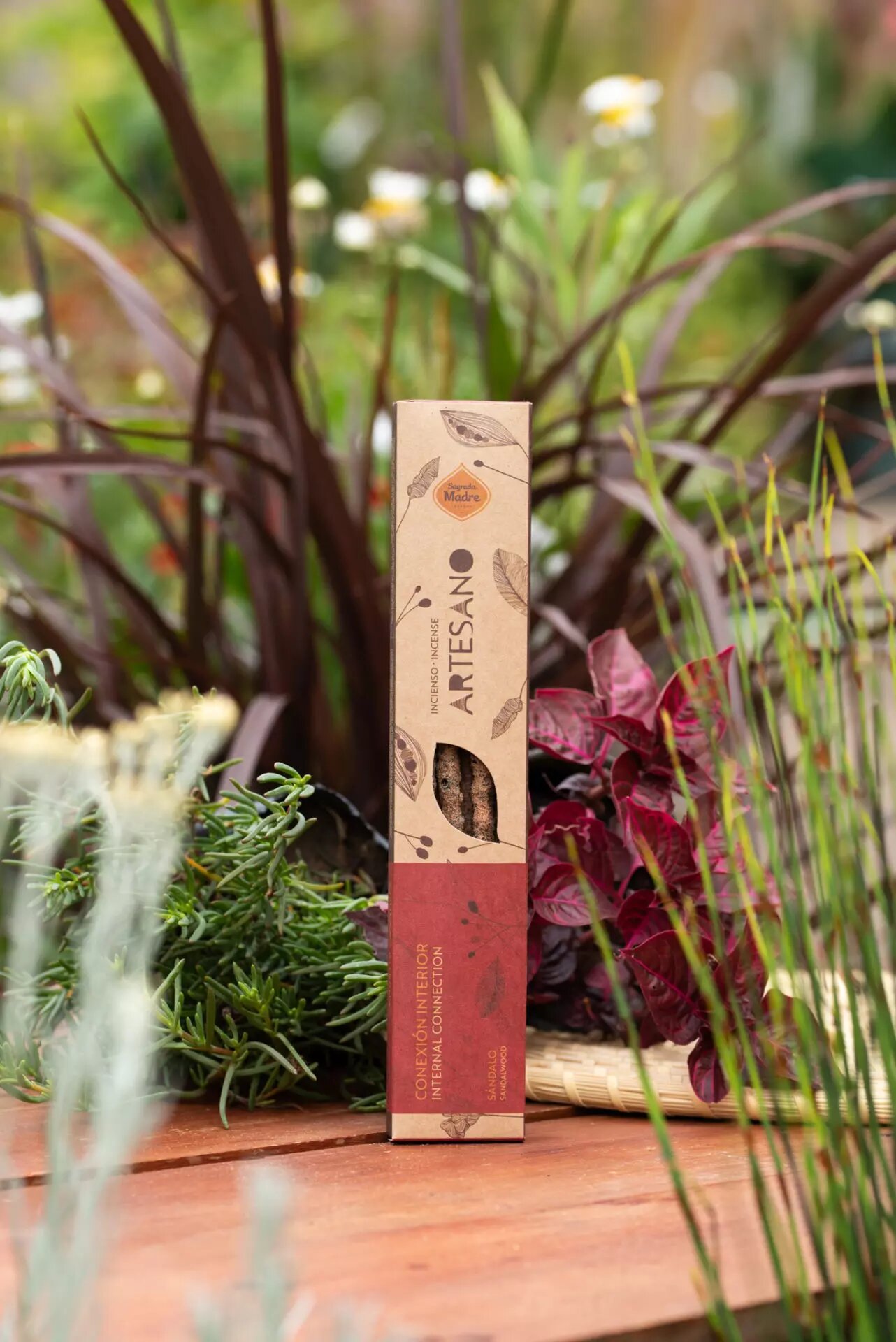 Artesano SANDALWOOD, Sagrada Madre (Благовония сандал - Внутренняя связь, Саграда Мадре), уп. 5 палочек.