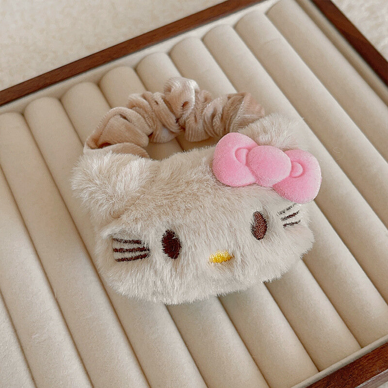 Бархатная резинка для волос Hello Kitty с бантиком и плюшевыми аксессуарами, а также бархатная резинка верблюжьего цвета для корней волос.
