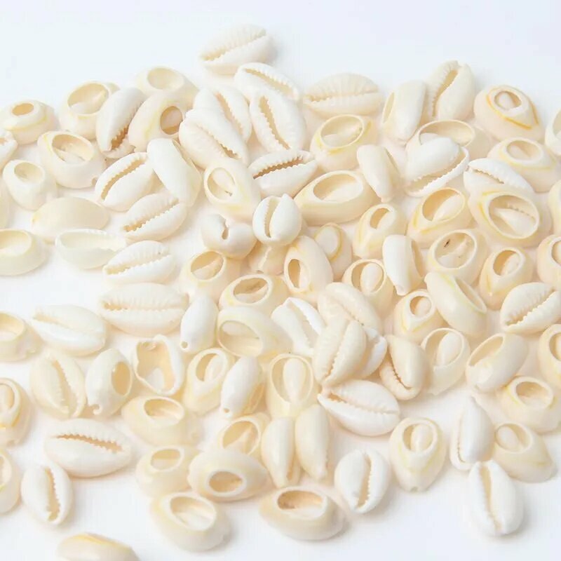Бусины из морских ракушек Каури с двумя отверстиями 50 штук