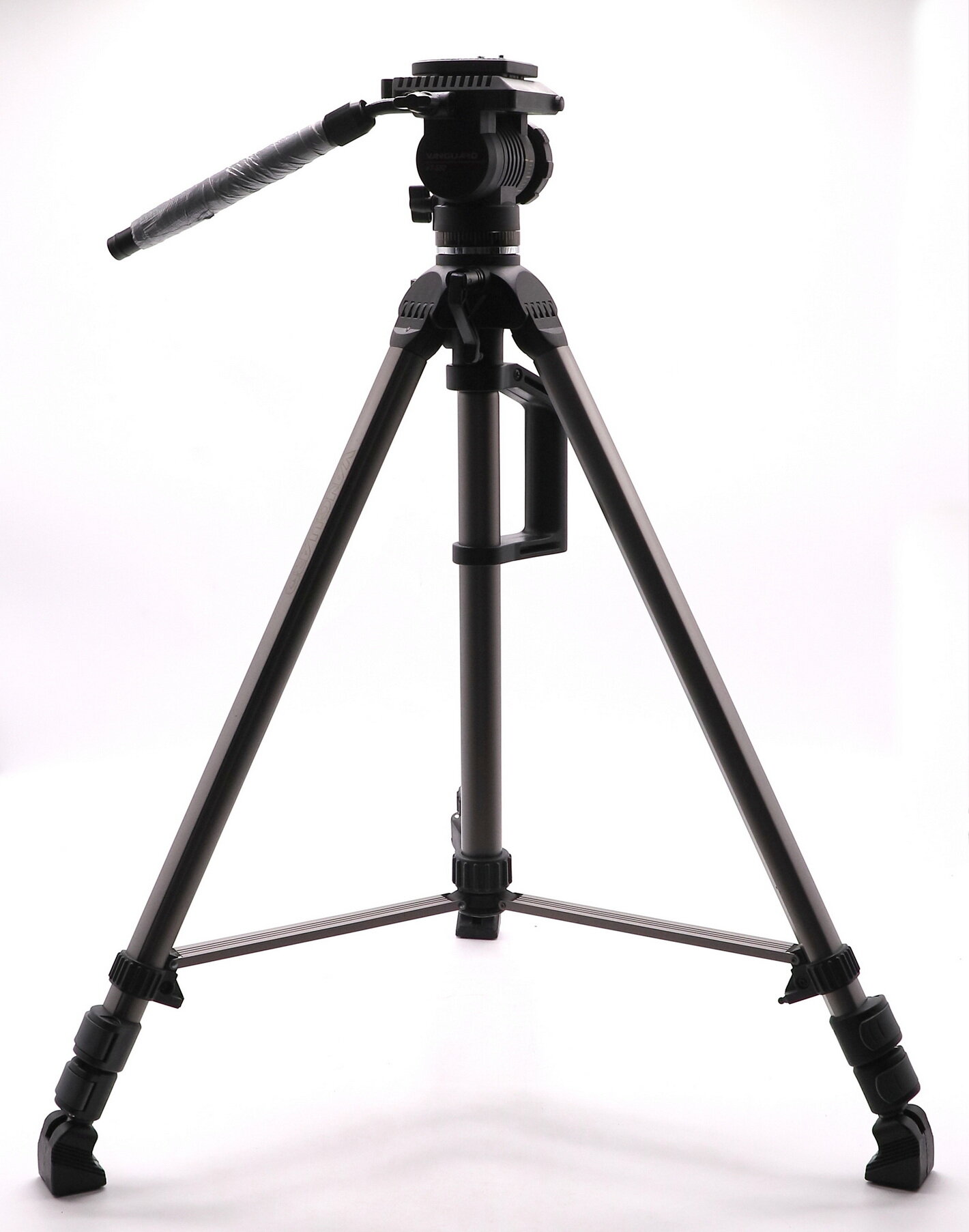 Штатив-трипод профессиональный Vanguard VT-550